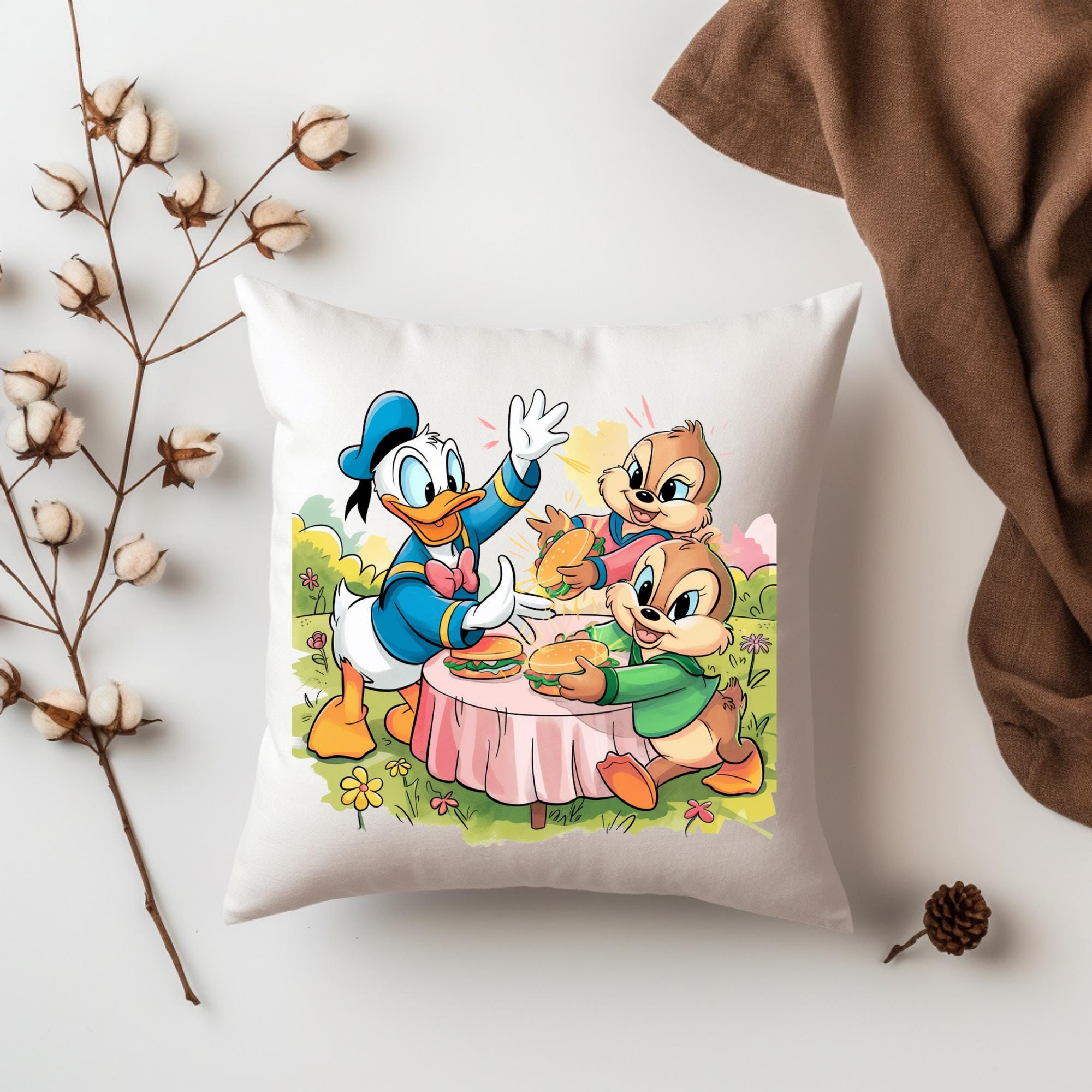 Donald Duck and Chip and Dale PNG, Picnic Scene Clipart, Fun Cartoon ...