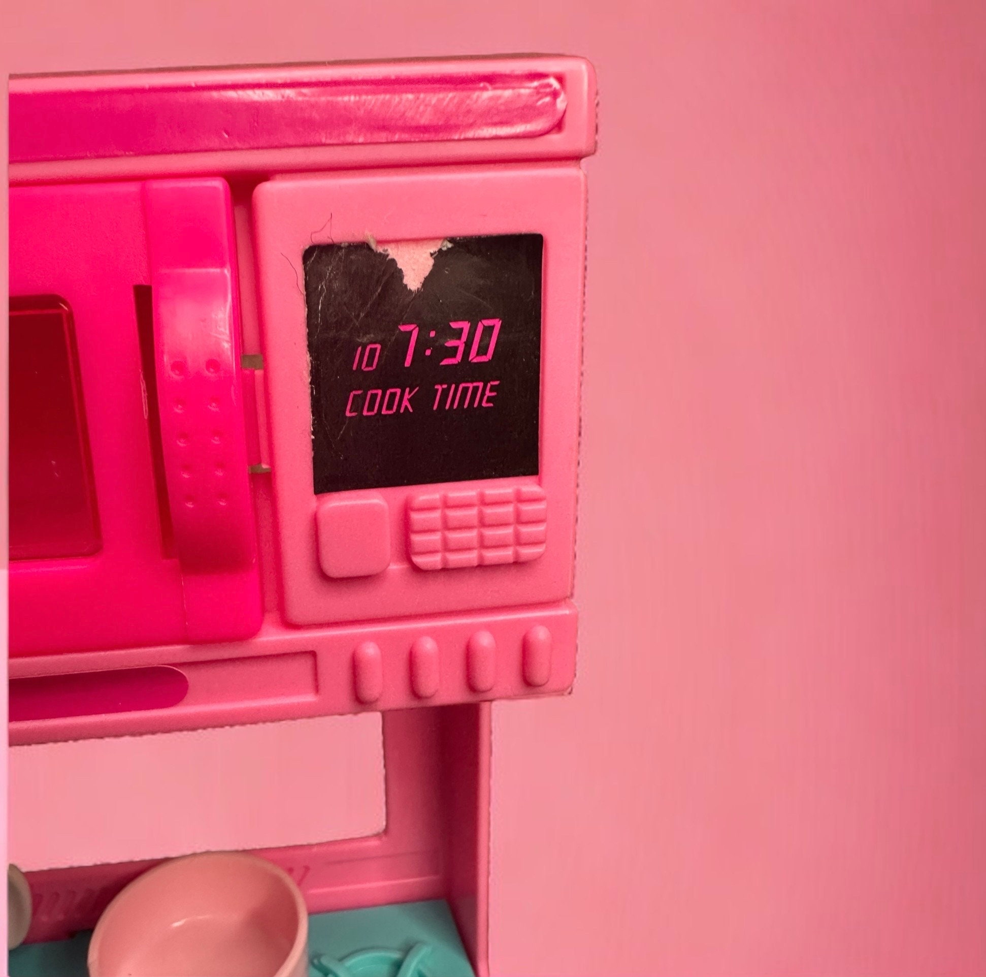 Vintage 90s Barbie Dreamhouse Furniture/refrigerator/sink and ...