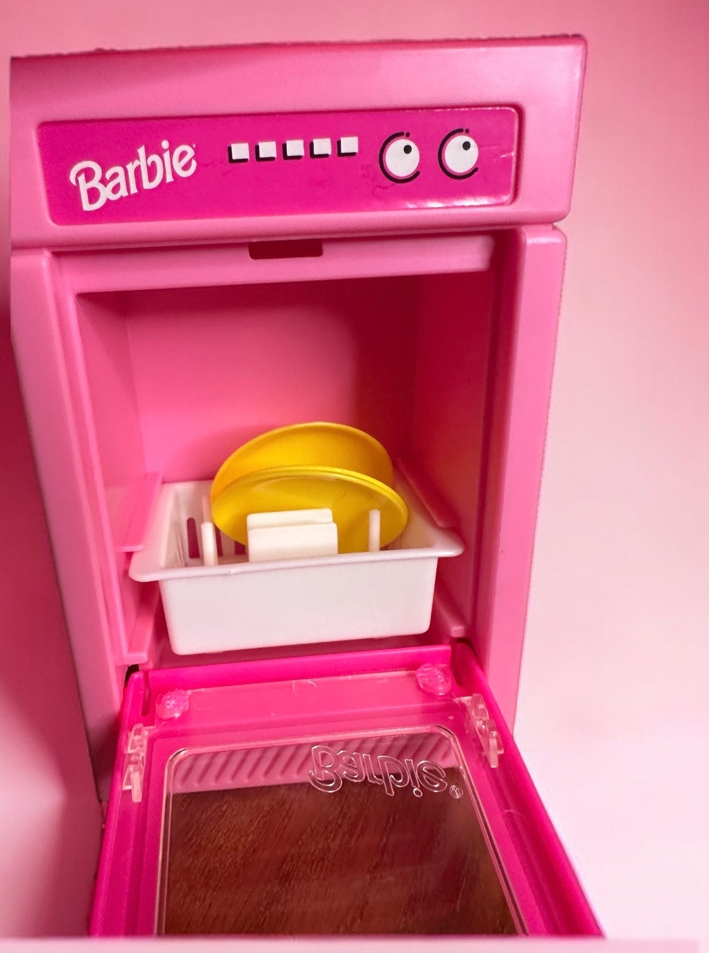 Vintage 90s Barbie Dreamhouse Furniture/refrigerator/sink and ...