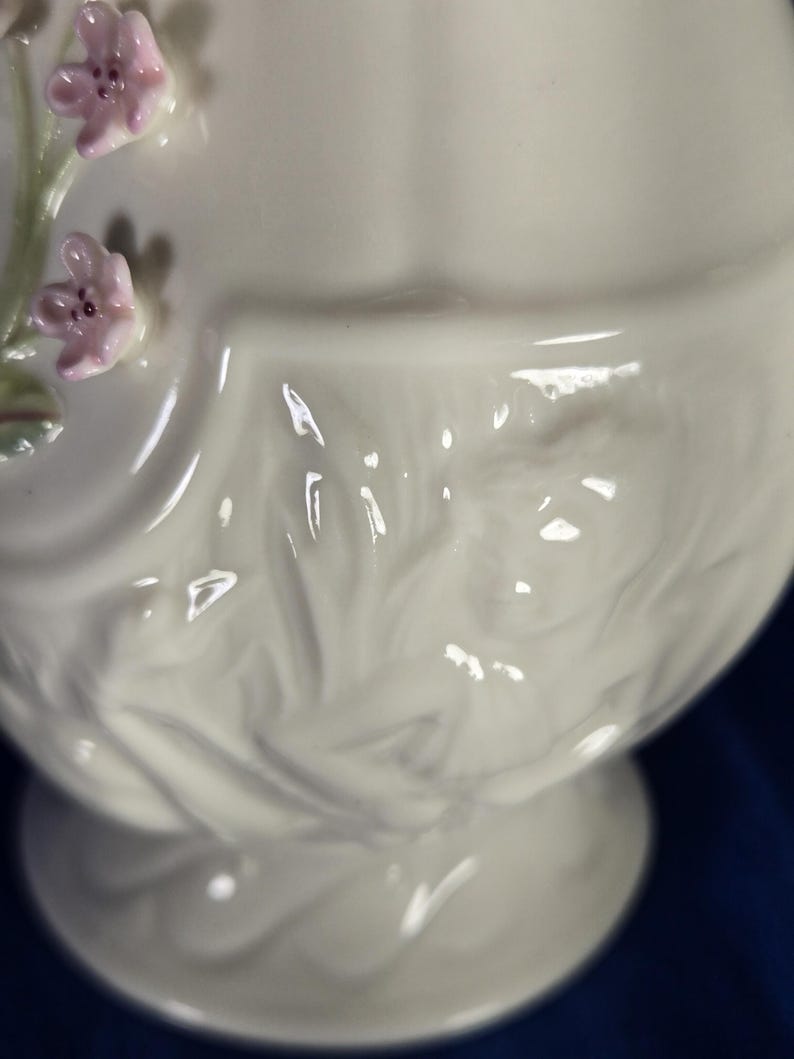 Vintage Belleek Visitors Centre Exclusive Vase – Irish Porcelain Vase With Pink Embossed Flowers ...