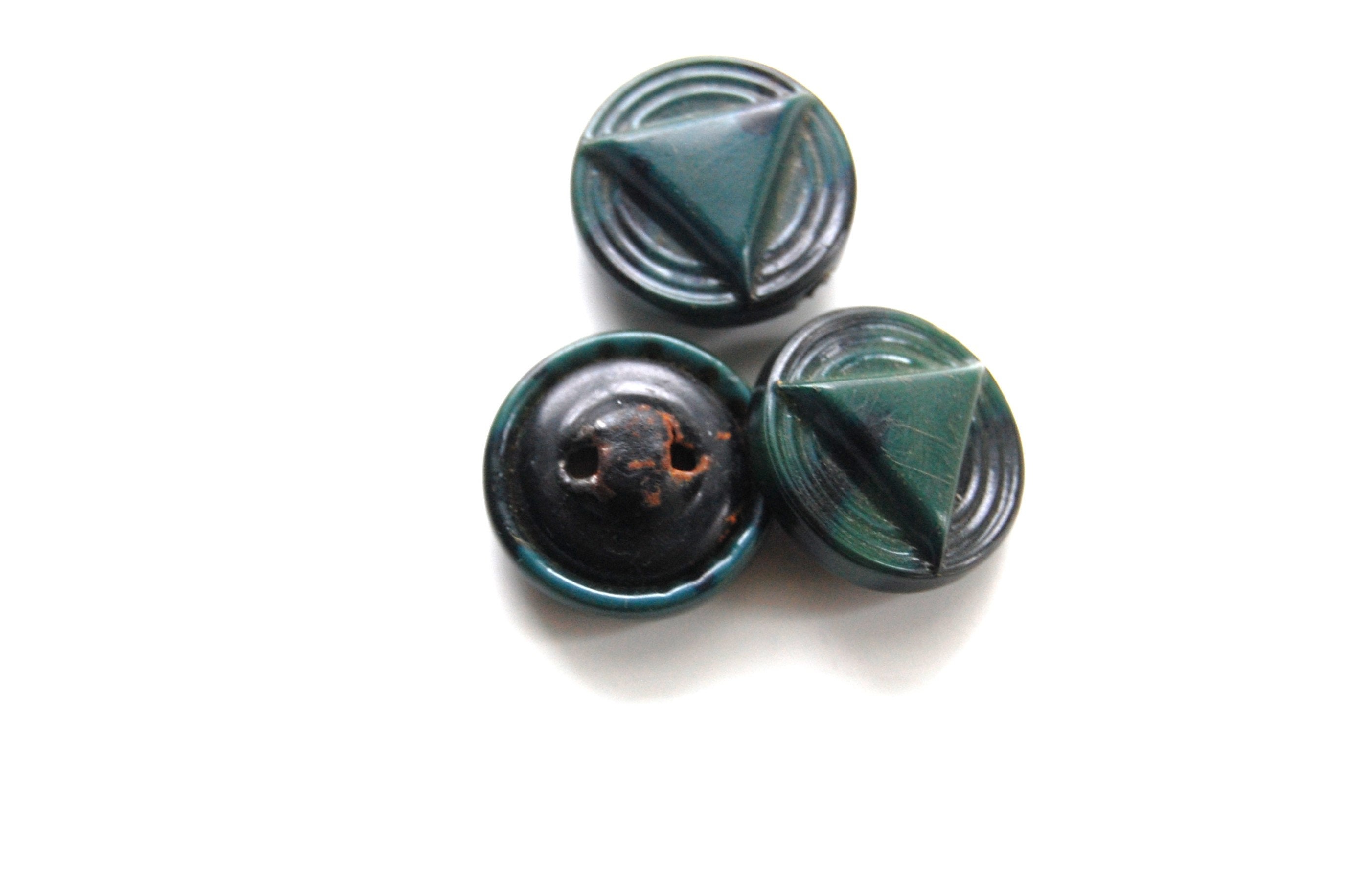 Vintage 1940s Dark Green Triangle Buttons, Dark Green Vintage Buttons ...