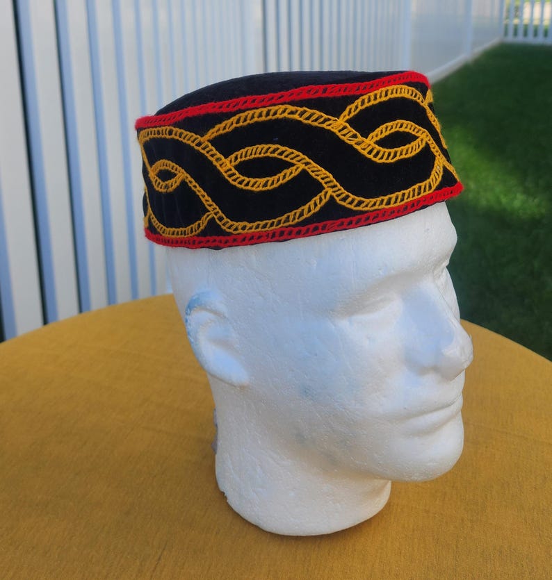 Traditional Toghu Bamenda Hat / Ichie Ozo Igbo Nigeria Cap/hand ...
