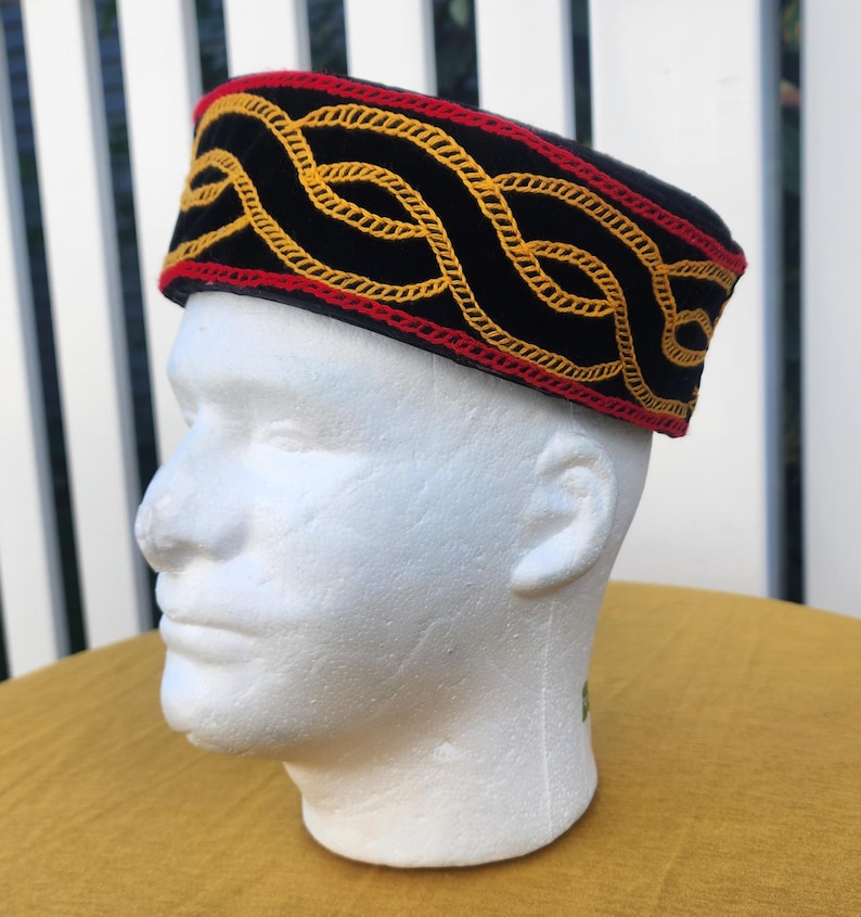 Traditional Toghu Bamenda Hat / Ichie Ozo Igbo Nigeria Cap/hand ...