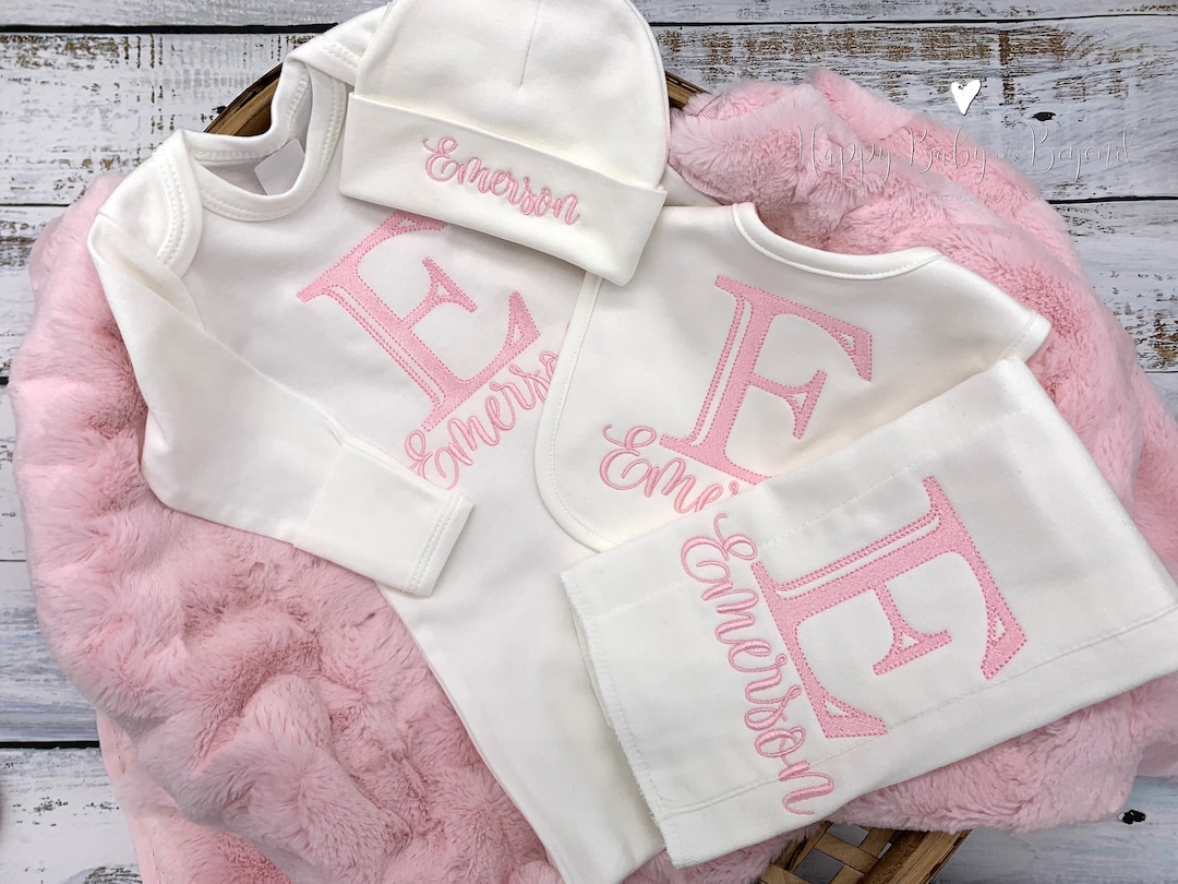 Personalized Baby Gown Gift Set, Baby Gift Set, Baby Shower Gift ...