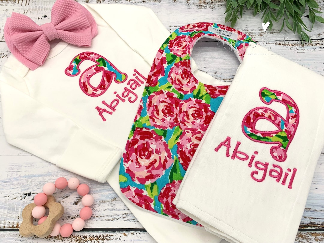 Personalized Baby Gown Gift Set, Baby Gift Set, Baby Shower Gift ...