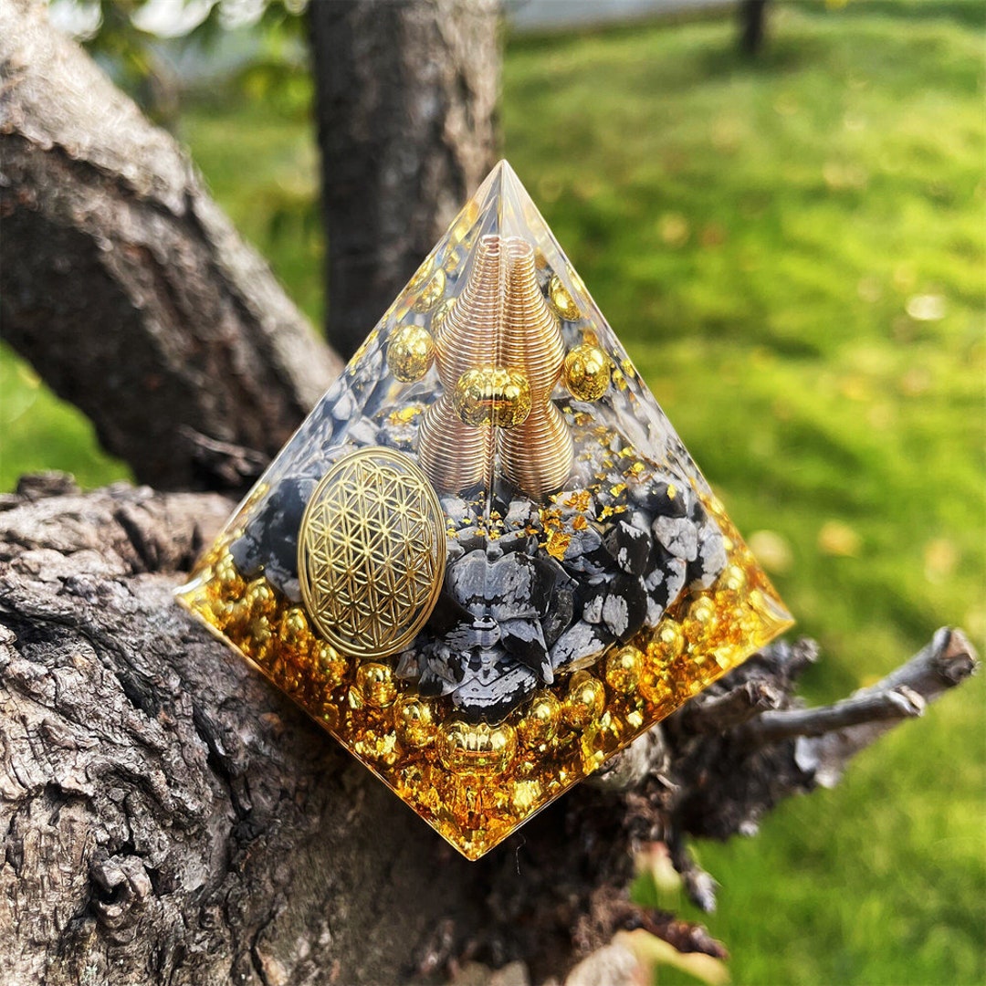 Gold Coin Runes Gold Balls Around Copper Wire Increase Wealth ...