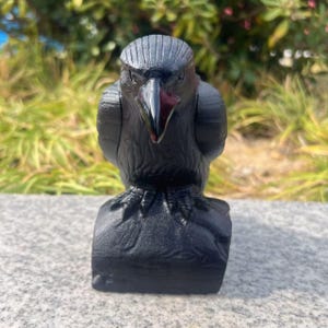 Hand-carved Obsidian Raven Figurine: Gothic Altar Decor, Spiritual Gift ...