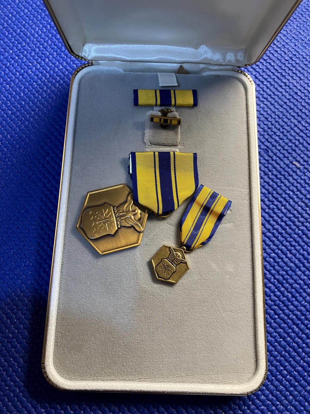 US Air Force Named Commendation Medal 4 Piece Set W/presentation Case ...