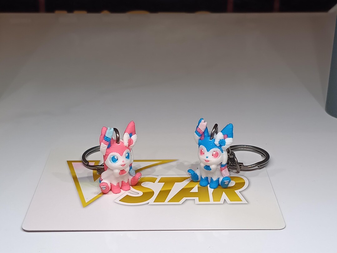 Sylveon Pokémon Keychain - Etsy