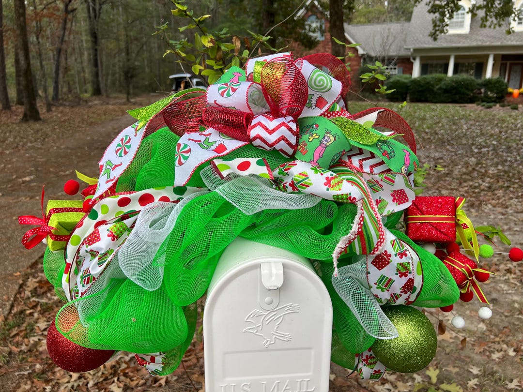 Christmas Grinchy Mailbox Swag, Large Christmas Centerpiece, Mailbox ...