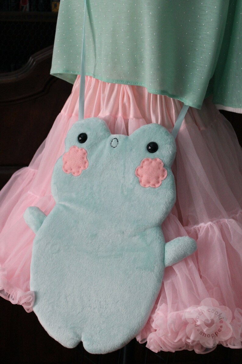 Switch.pal: MERI.LEE the Cute Frog Kawaii Protective Phone - Etsy