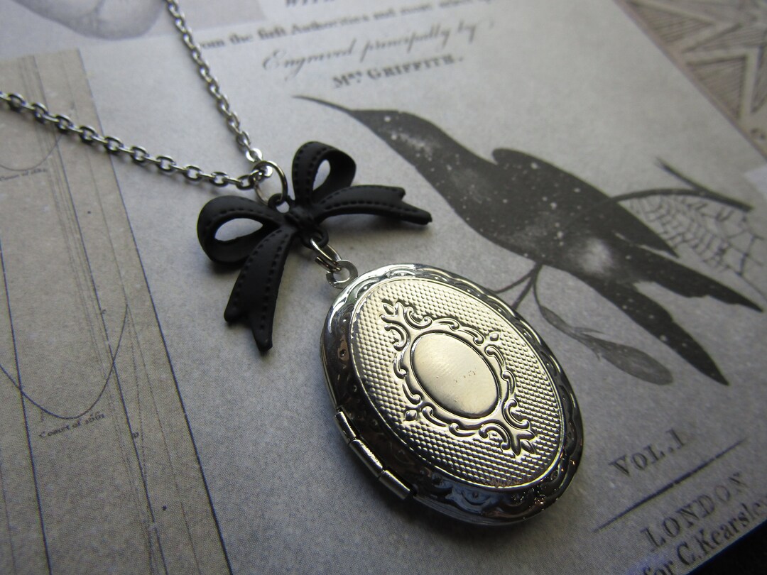 Retro Photo Locket Cottagecore Necklace Stainless Steel Chain Witch ...