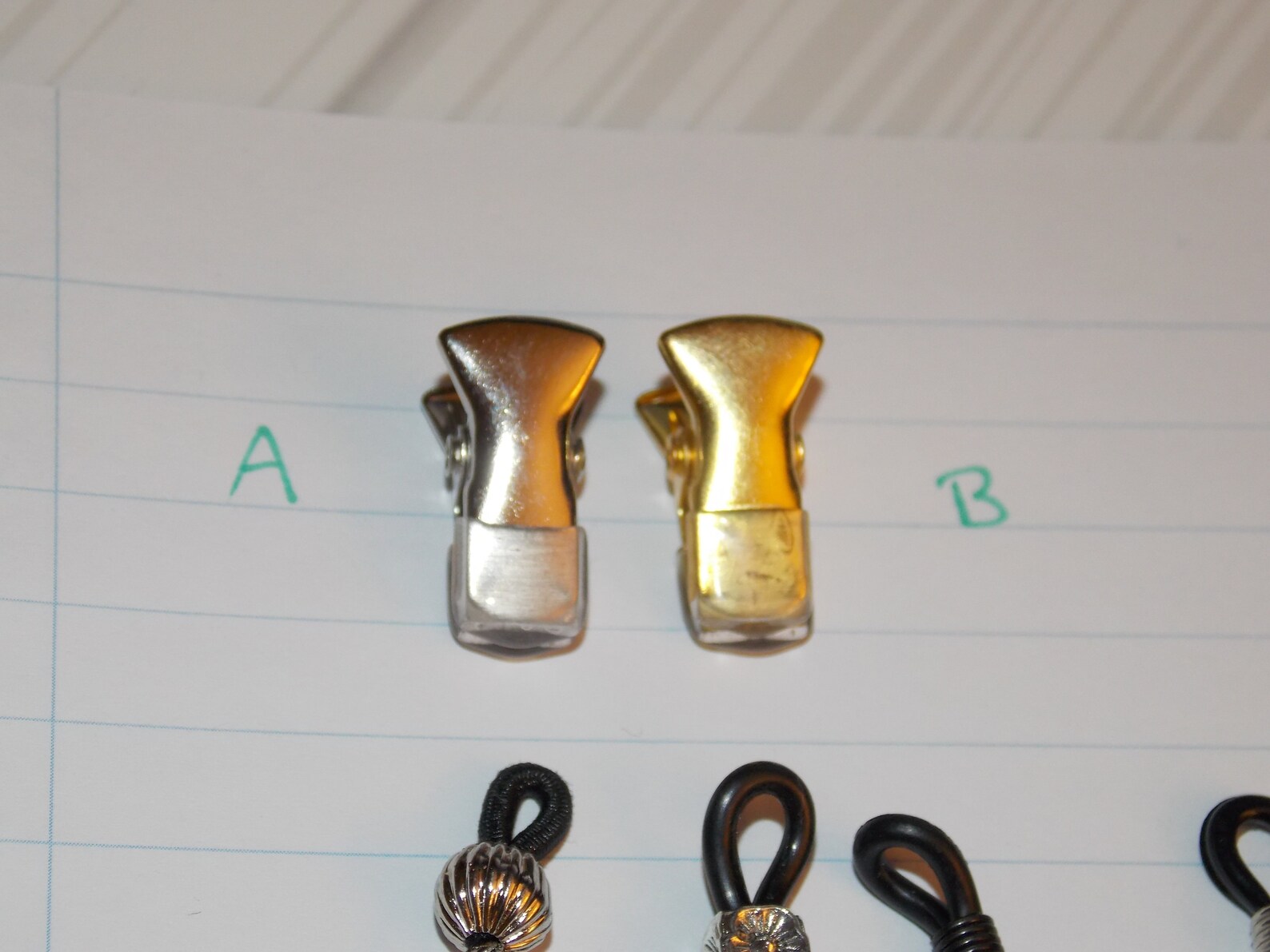 Rose Pink Eyeglass Chain Sunglasses Glasses Holder Clips Clip on Chains ...