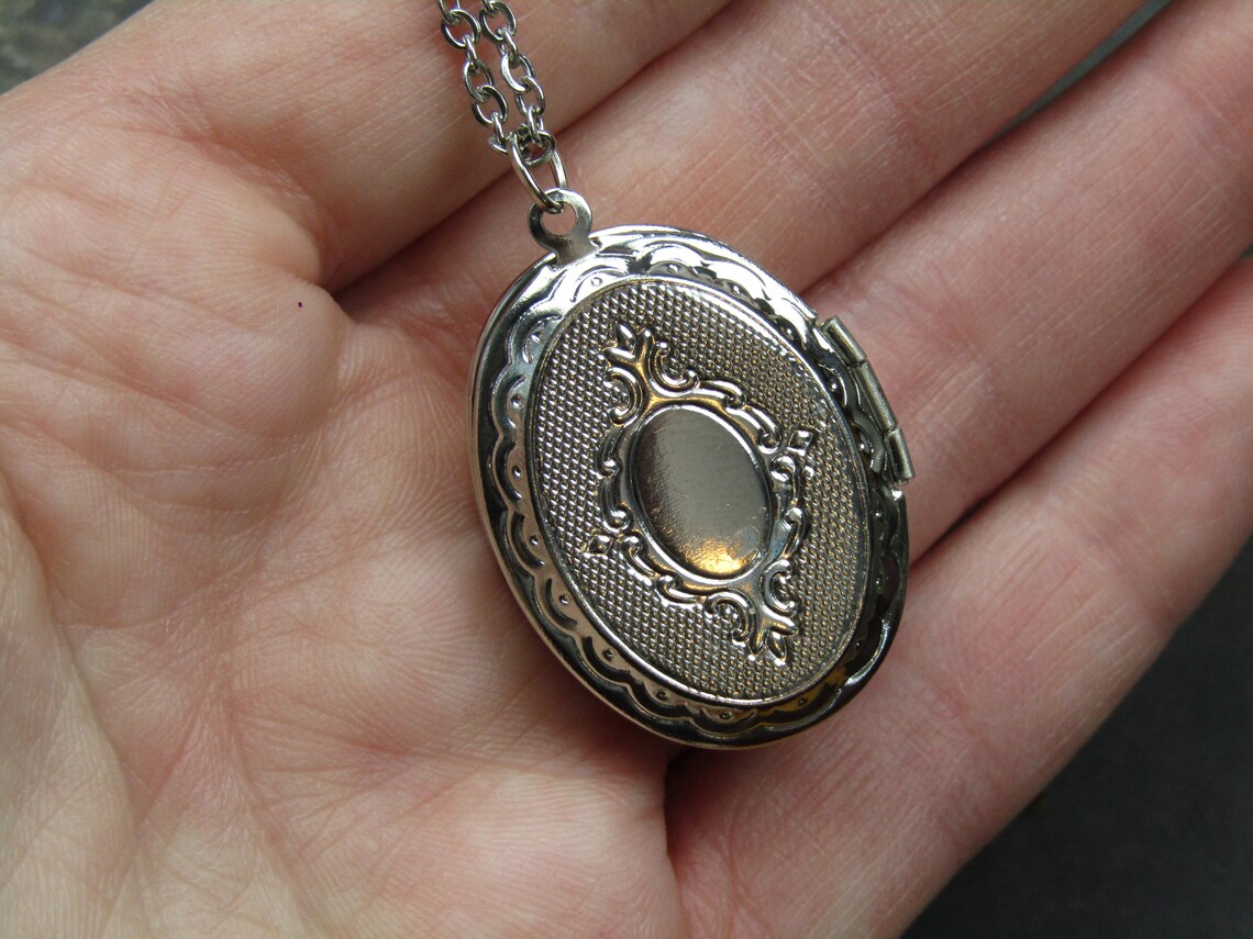 Vintage Style Photo Locket Necklace Stainless Steel Chain - Etsy