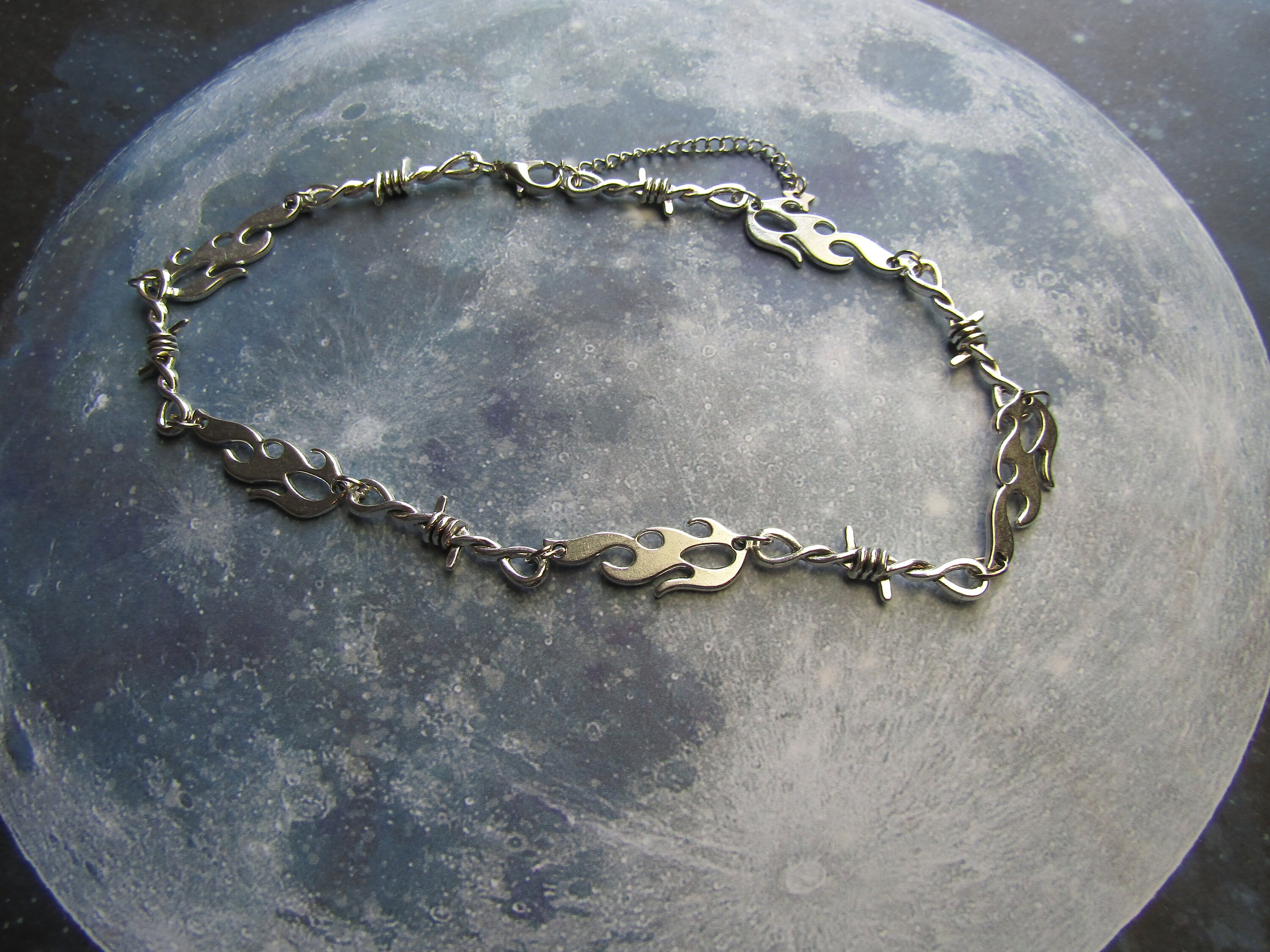 Flaming Barbed Wire Chunky Retro 90s Inspired Streetwear Necklace - Etsy