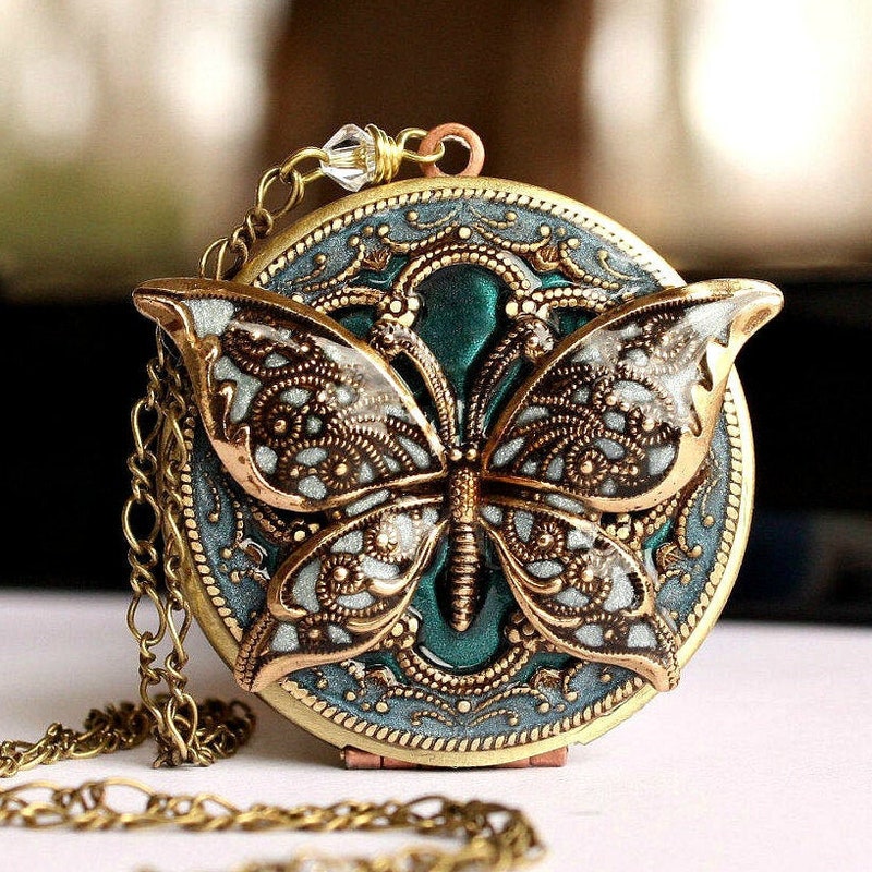 Vintage Locket Necklace - Etsy