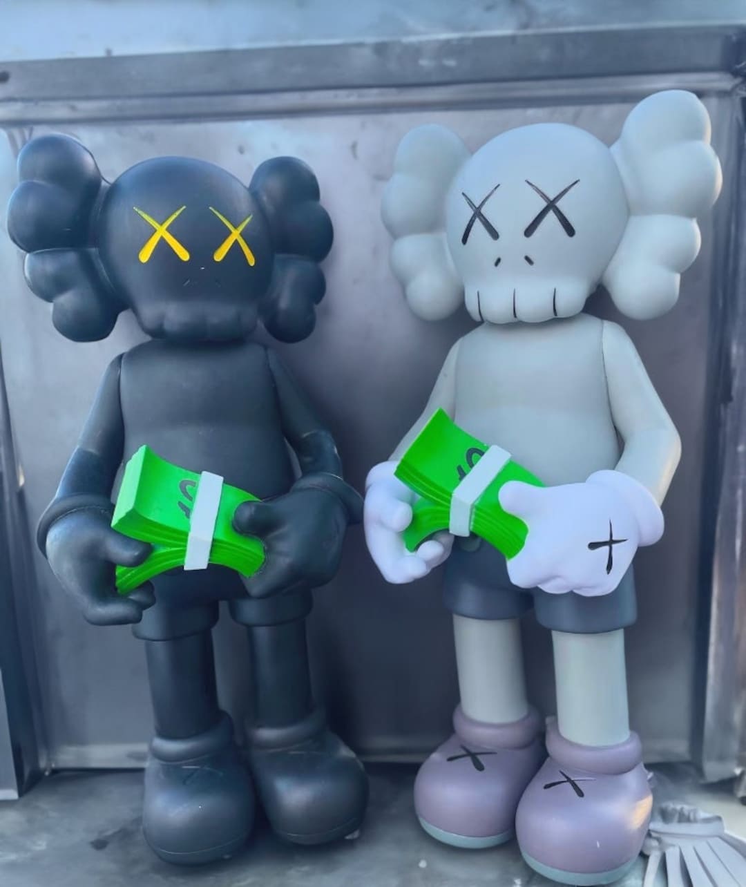 Inspired by K/A/W/S Money Counting Statue - Etsy