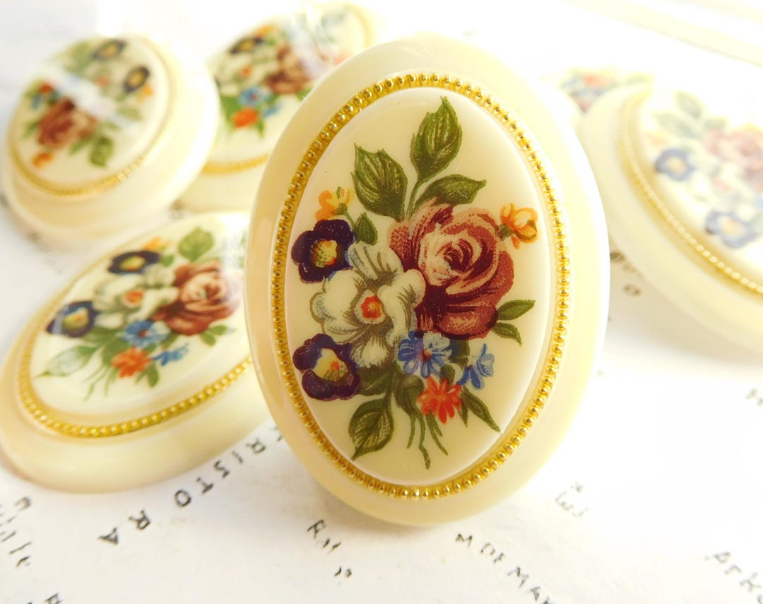1 Vintage German 40x30mm Acrylic Ivory Base Flowers Cabochon With ...