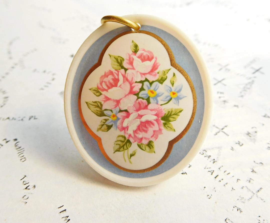 1 Vintage Avon Ceramic Flower Bouquet Pendant With Gold Painted Detail ...