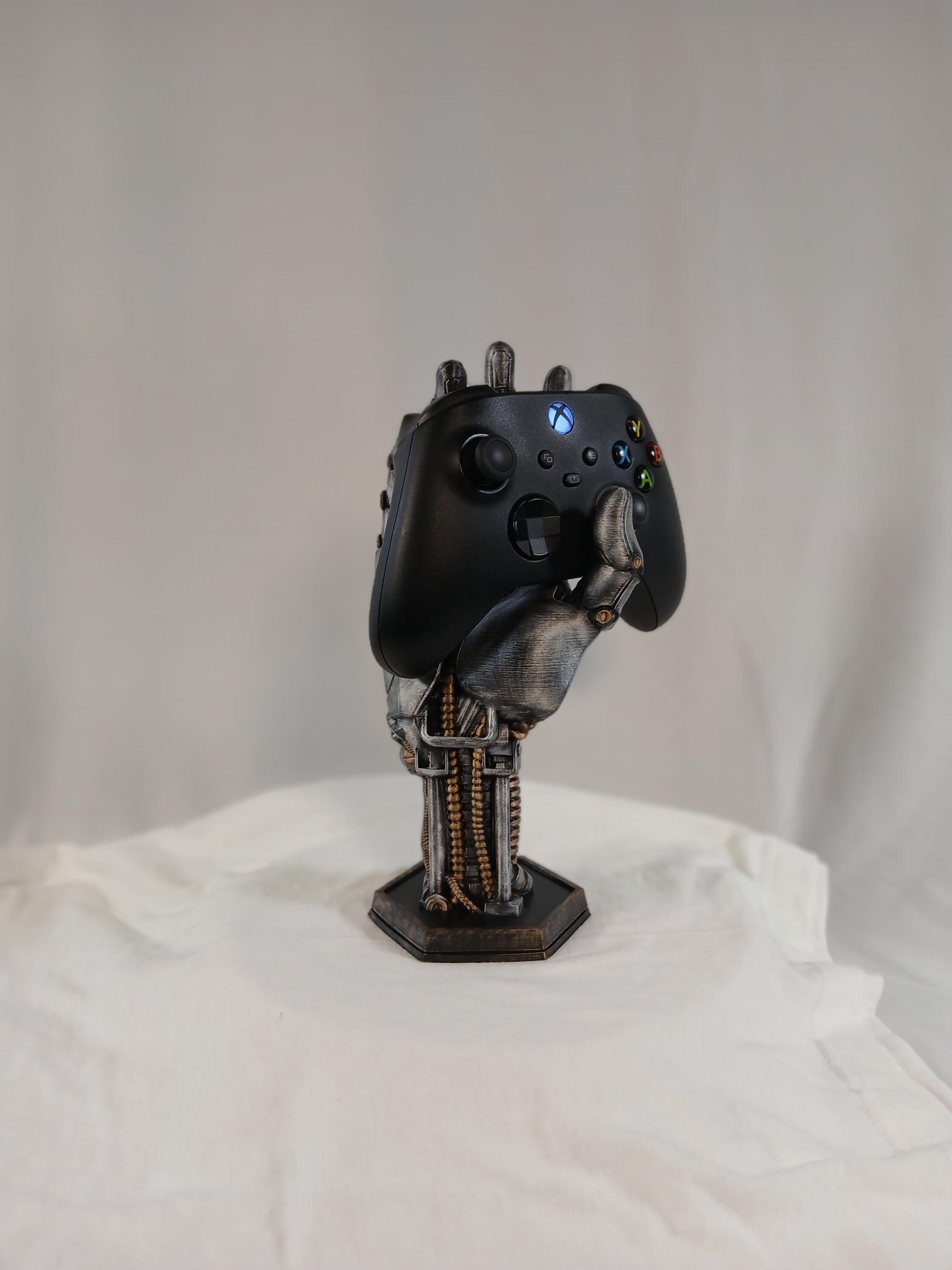 3D Printed Robot Hand Controller Holder: Sci-fi Gamer Desk Display - Etsy