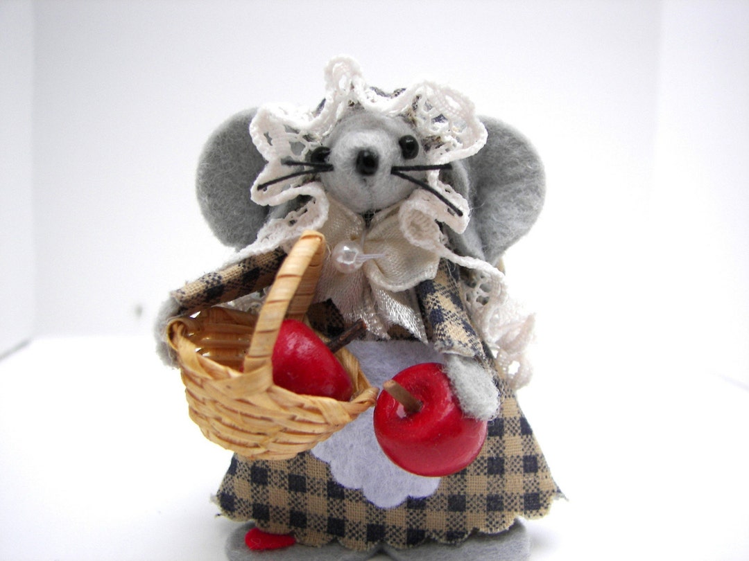 Felt Mouse Apple Picker Basket of Apples Mice Fall Harvest - Etsy