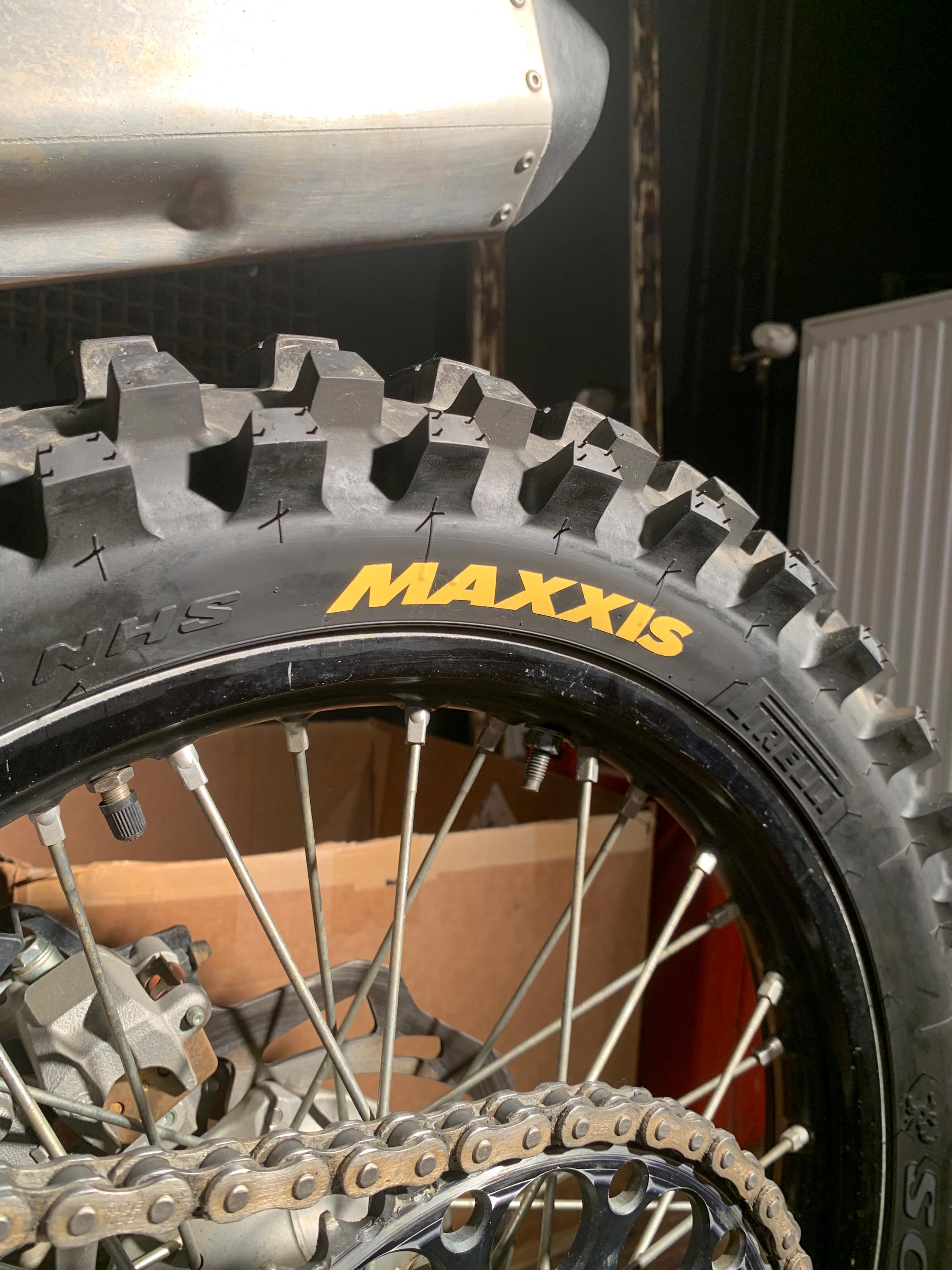 4 X MAXXIS TIRE STICKERS Decals Set Motocross Motorcycle Dirtbike ...