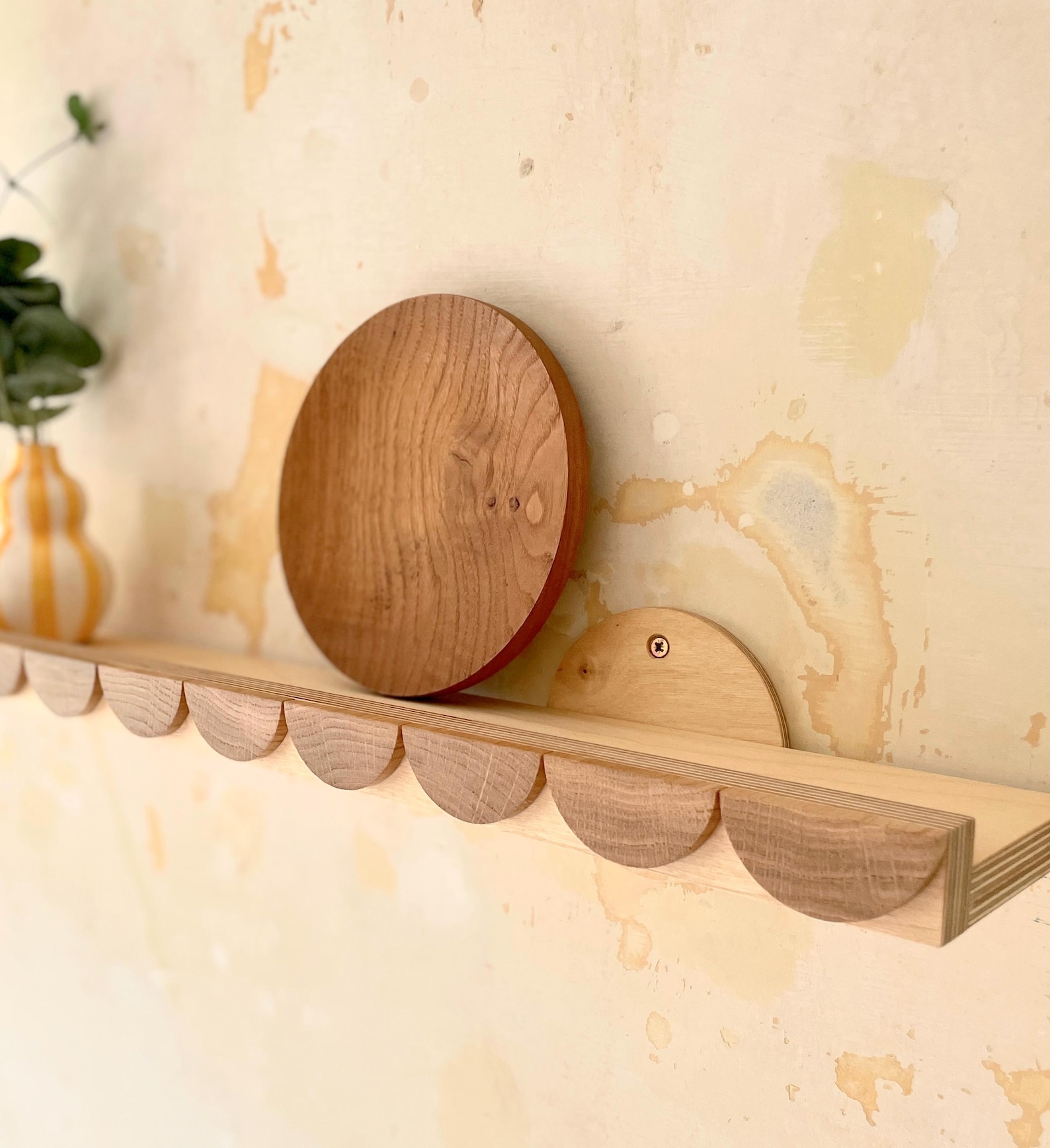Art Deco Floating Shelf With Scallop Marquetry Frill | English Oak ...