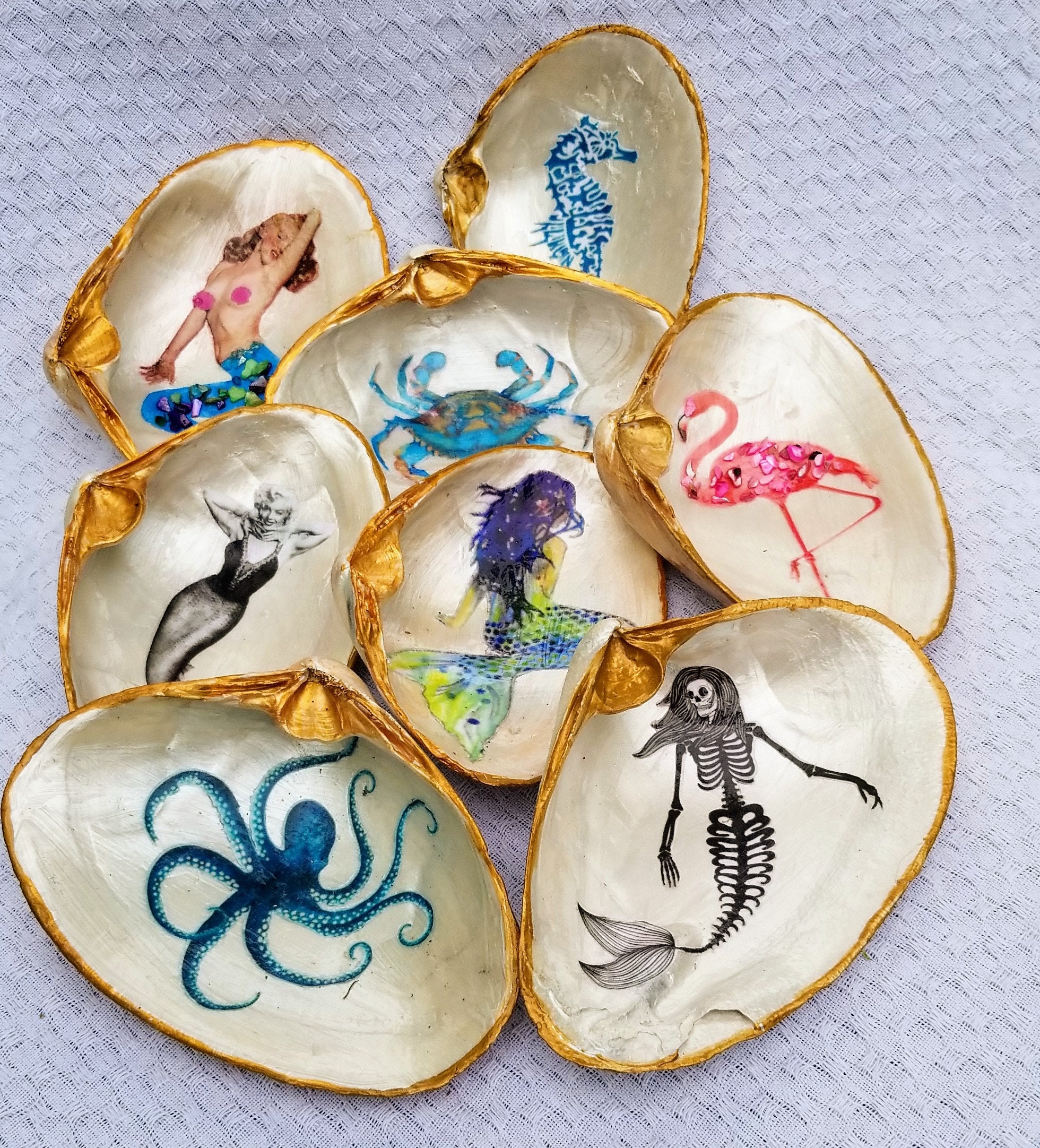 Clam Shell Trinket Dish, Decoupage Seashells, Oyster Shells, Jewelry ...
