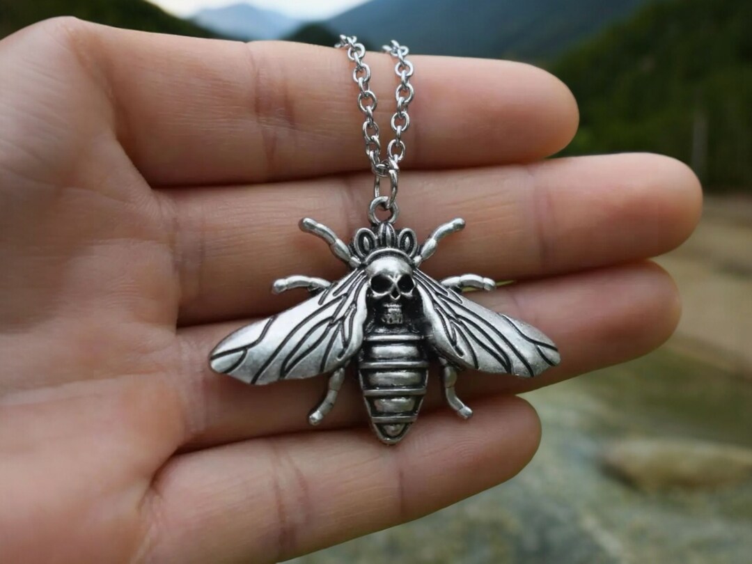 Gothic Death Moth Neckless Death Moth Pendant Neckless Rock Stylish ...