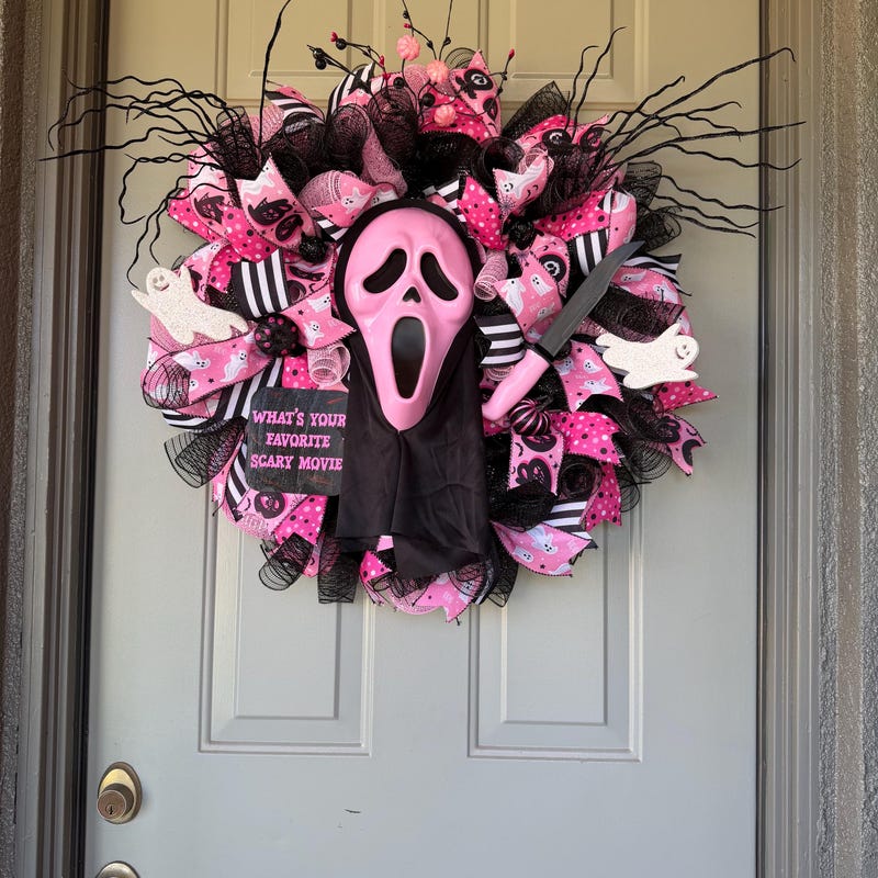 Horror Movie Wreath - Etsy
