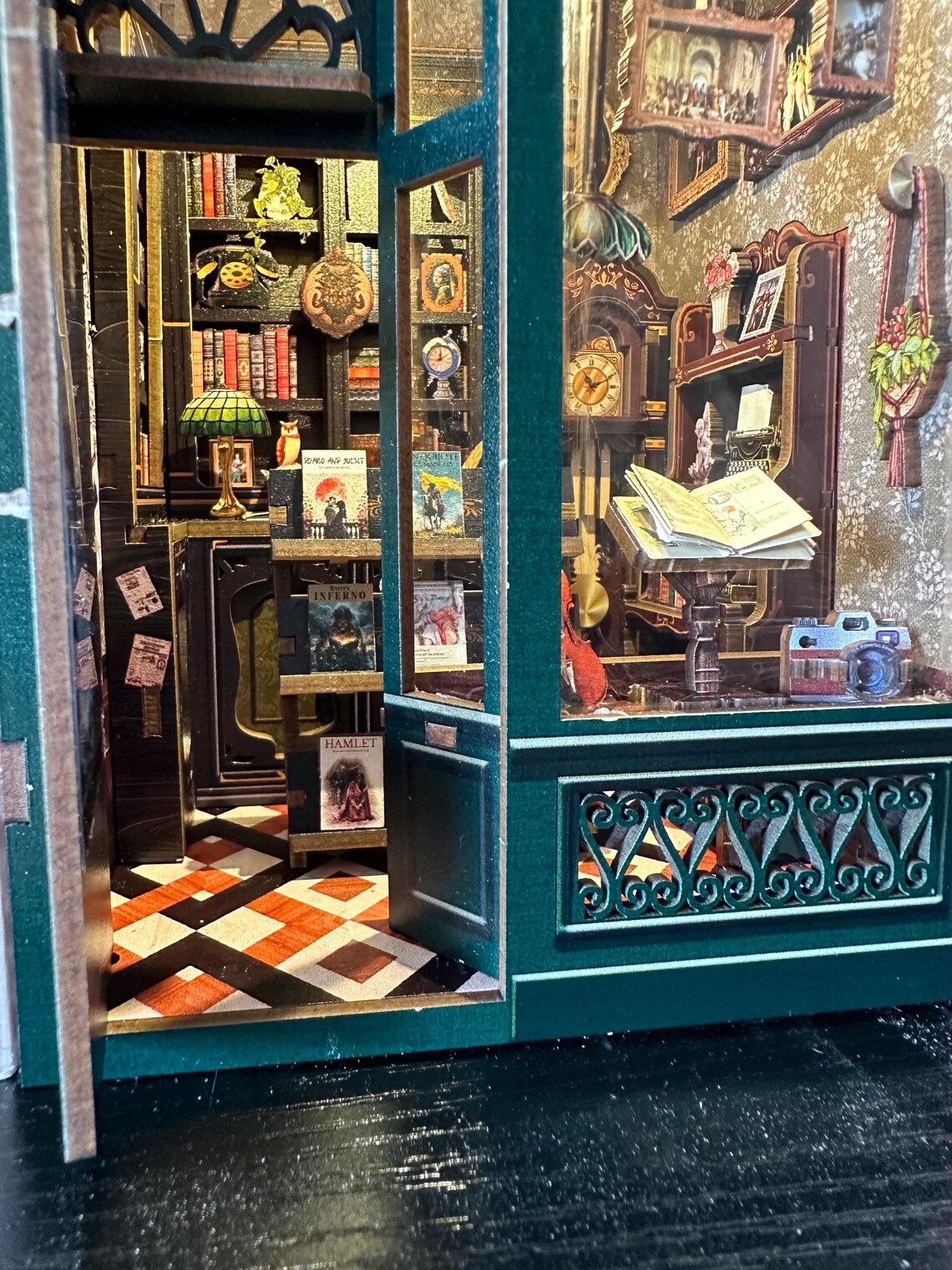 Book Nook - Owl Bookstore - Completed Book Shelf Treasure - Book Worm ...