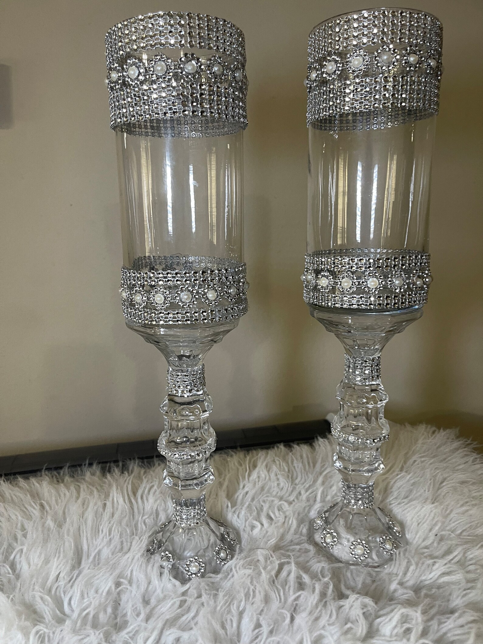 Cylinder Vase With Beautiful Silver Mesh Wrap Perfect for Weddings ...