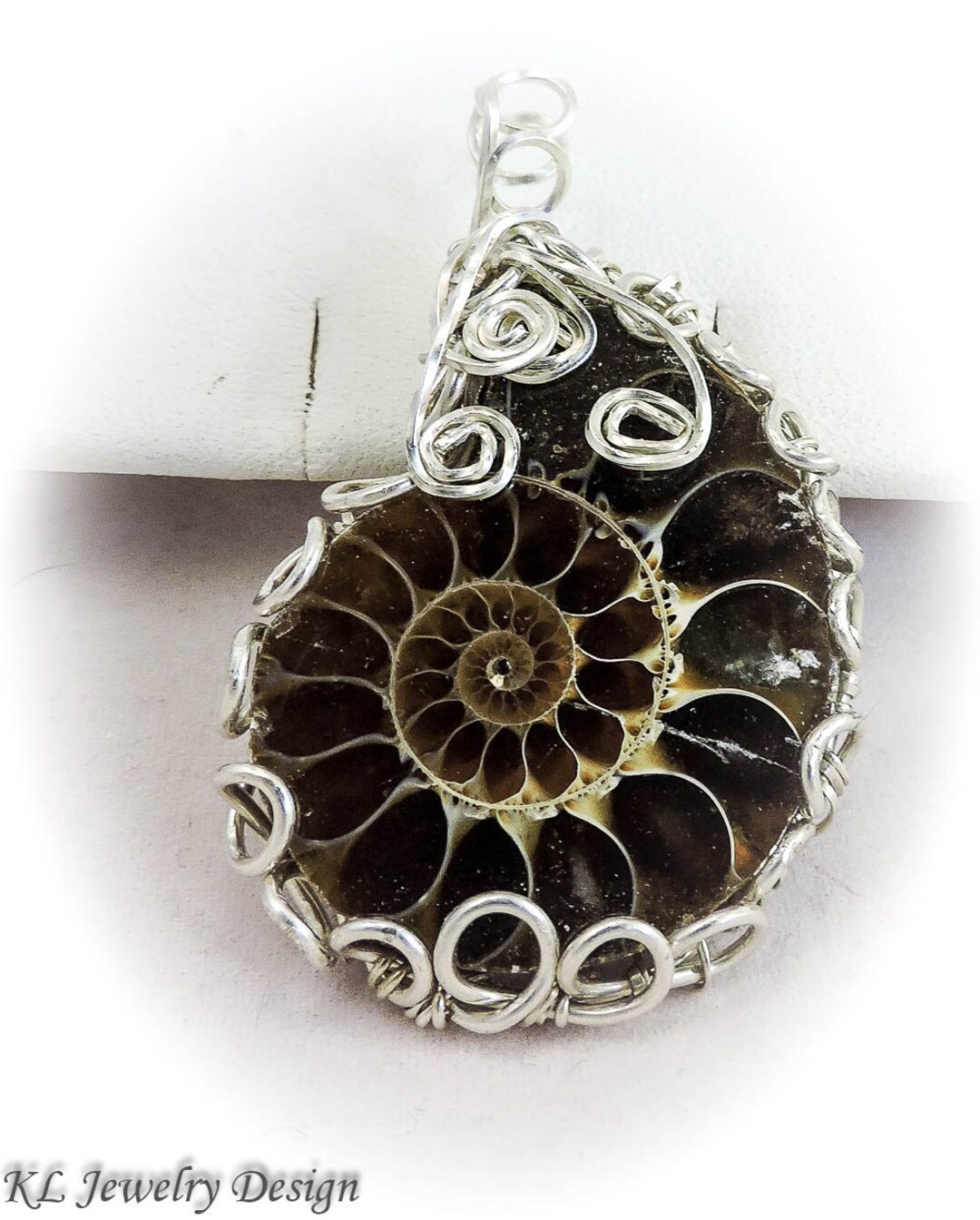 Wire Sculpted Ammonite Pendant - Etsy