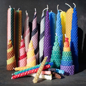 Rainbow Beeswax Birthday Candles: Set of 7 Rolled Candles - Etsy