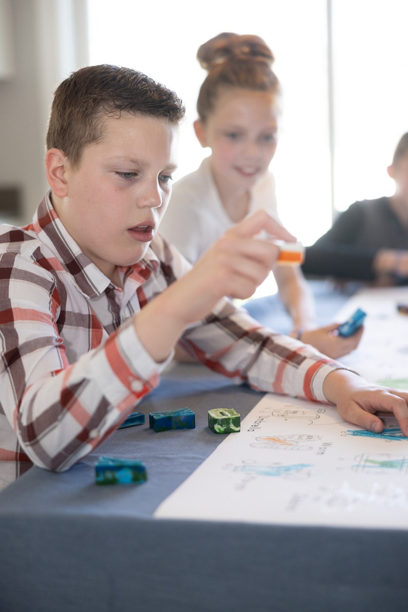 Alphabet Crayon Set in the Shape of the Letters of the Alphabet, Can ...