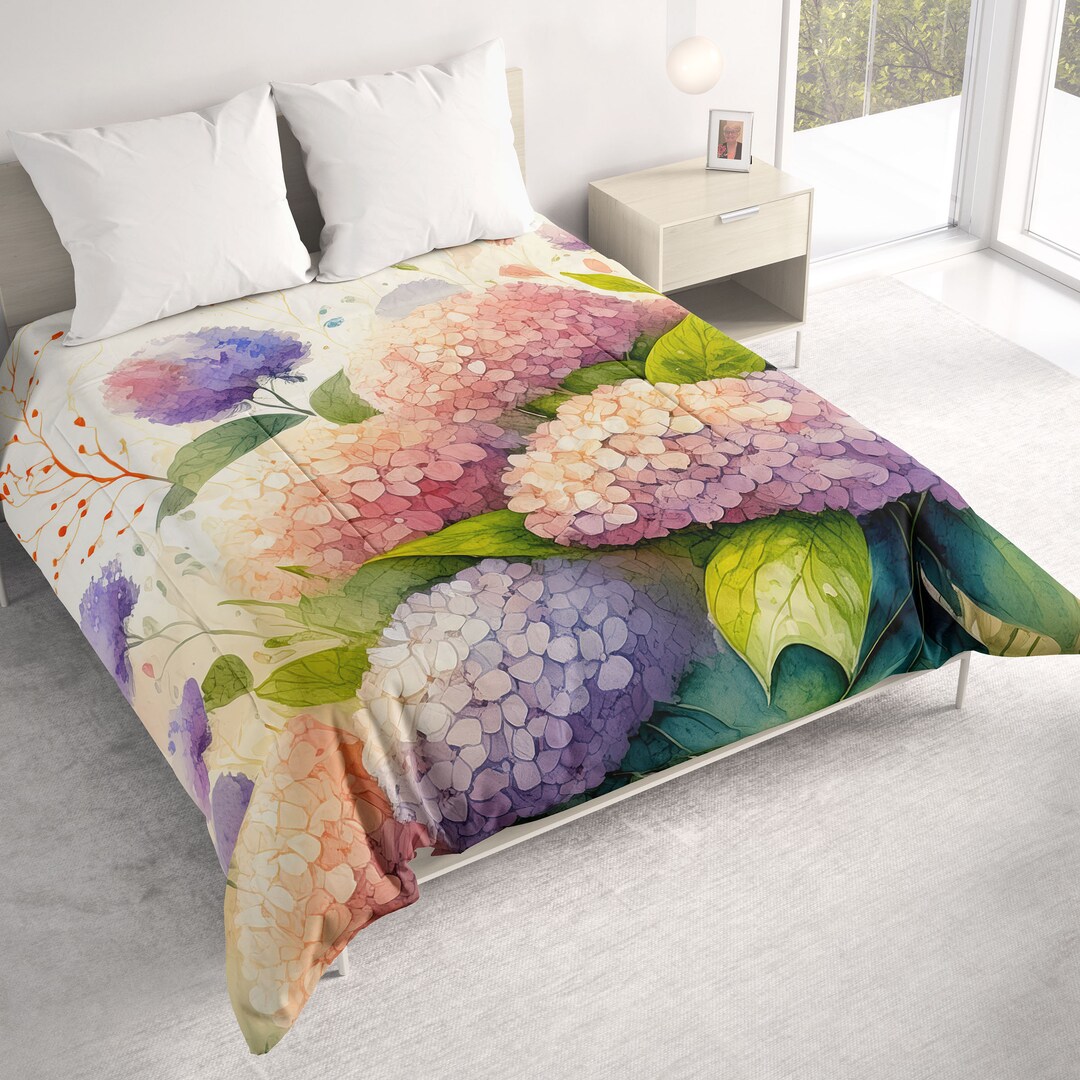 All Seasons Lightweight Comforter With Hydrangea Watercolor Art ...