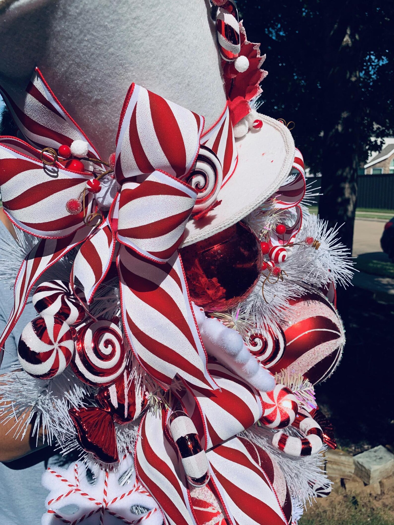 Red and White Christmas Candy Swag, Luxury Candy Cane Christmas Swag ...
