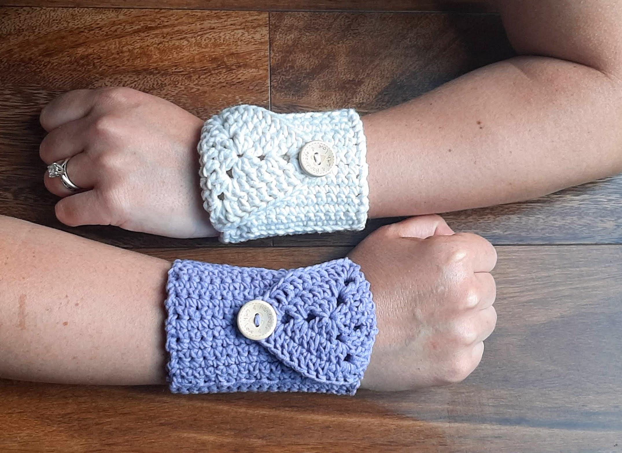 Crochet Wrist Pocket Bracelet Pattern: Easy PDF Wallet Pattern - Etsy