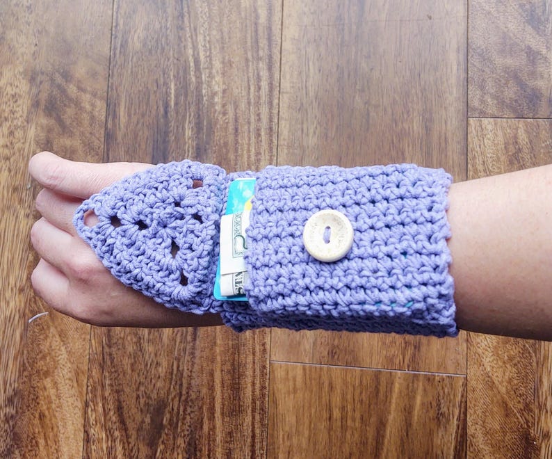 Crochet Wrist Pocket Bracelet Pattern: Easy PDF Wallet Pattern - Etsy