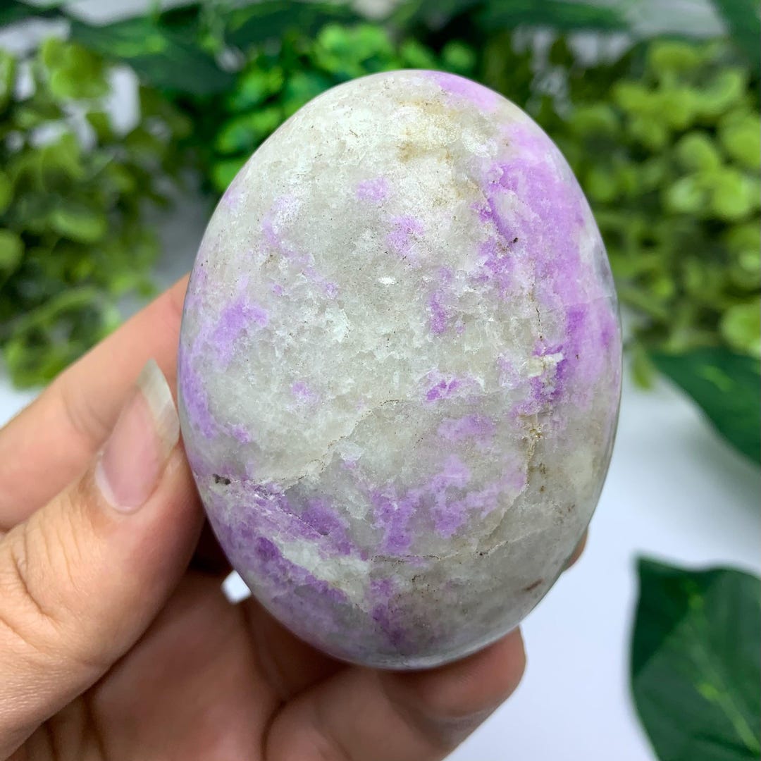 164g Beautiful UV Reactive Hackmanite Palm Stone, Hackmanite Palmstone ...