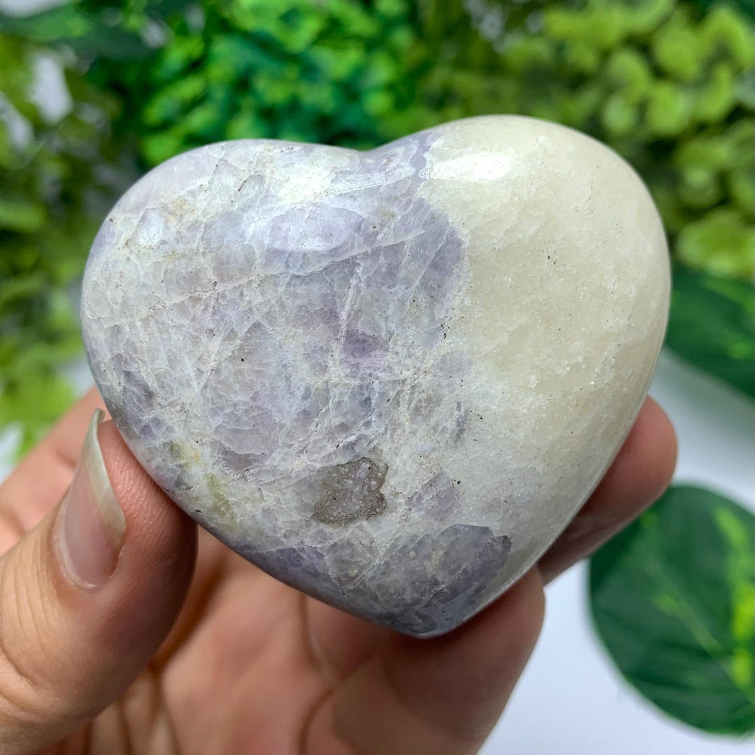 120g Beautiful UV Reactive Hackmanite Heart Stone, Hackmanite ...