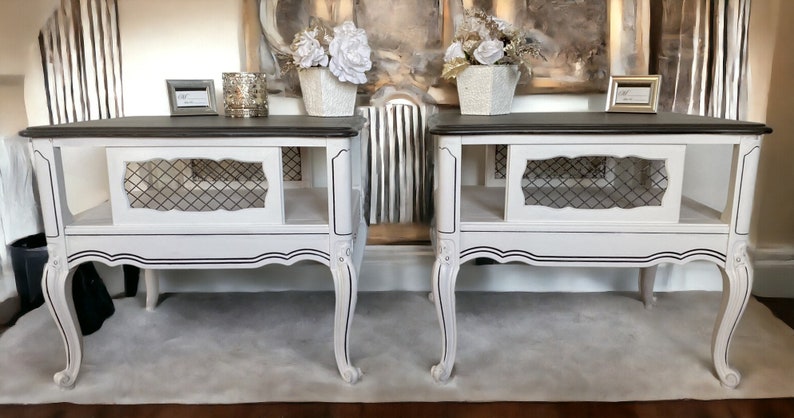 Pair of Newly Refinished Vintage End Tables - Etsy