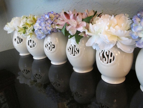 Custom Monogram Vase for Your Bridesmaids / Mother of the | Etsy