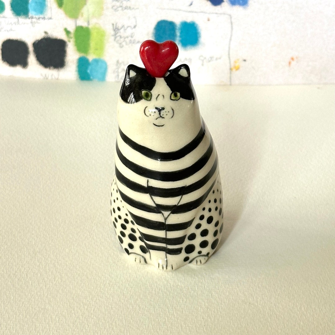 Black & White Striped/dotted Cat Vase Grad Dots Small Hole for Single ...