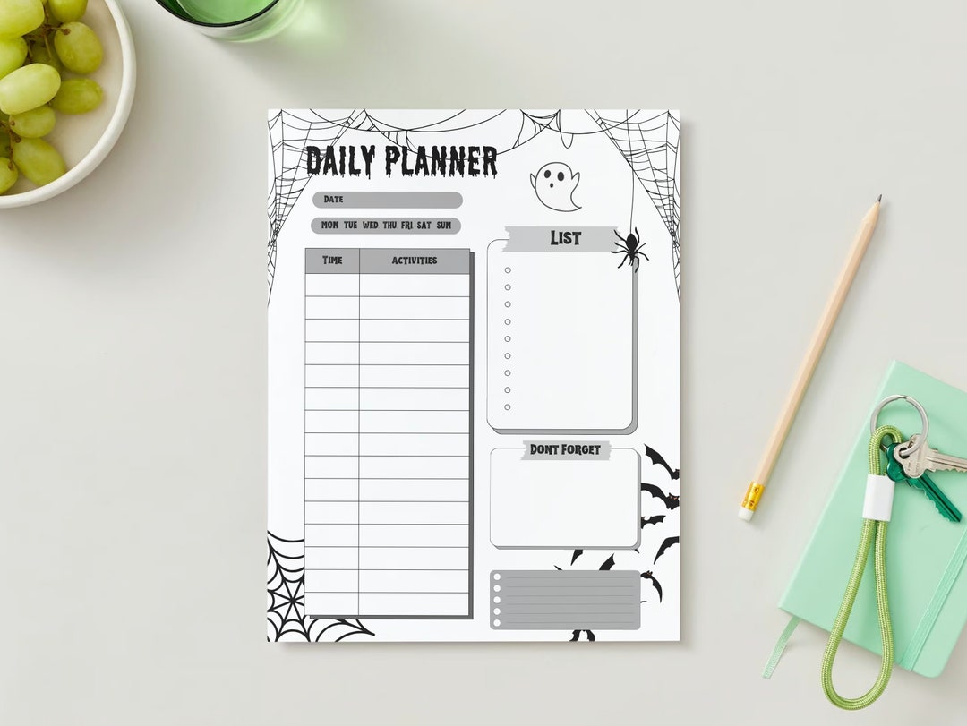 Spooky Daily Planner - Editable Canva Template - Etsy