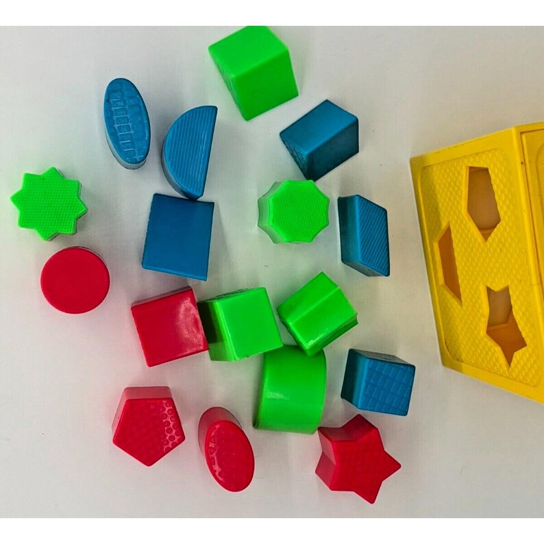 Playskool Form Fitter Shape Sorter Toy With 17 Shapes Vintage Ribbed - Etsy