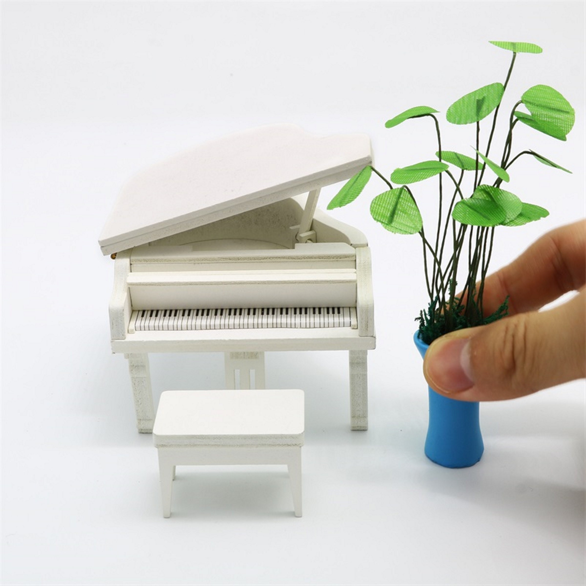 Home & Hobby assembly required 1:18 Scale Miniature Dollhouse Musical ...