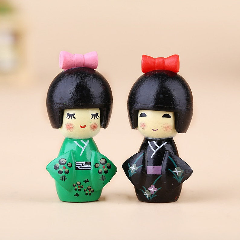 Miniature Figurines 12 Japanese Kimono Girls 2 of Each - Etsy
