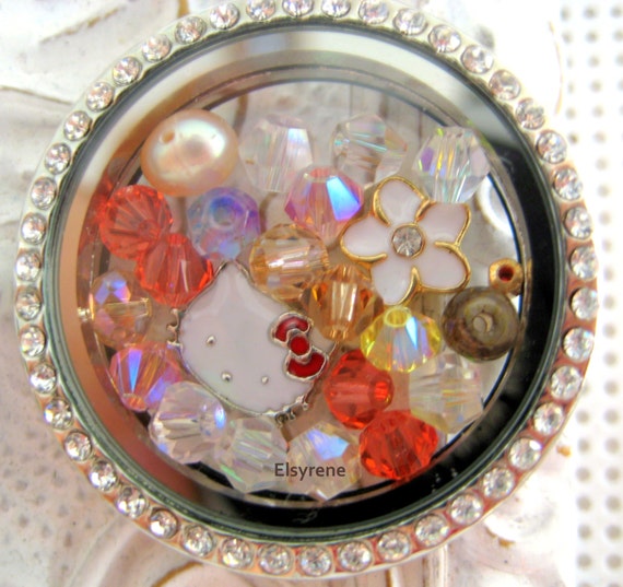 Items similar to Living Locket -Memory Locket Glass Pendant AB Peach ...