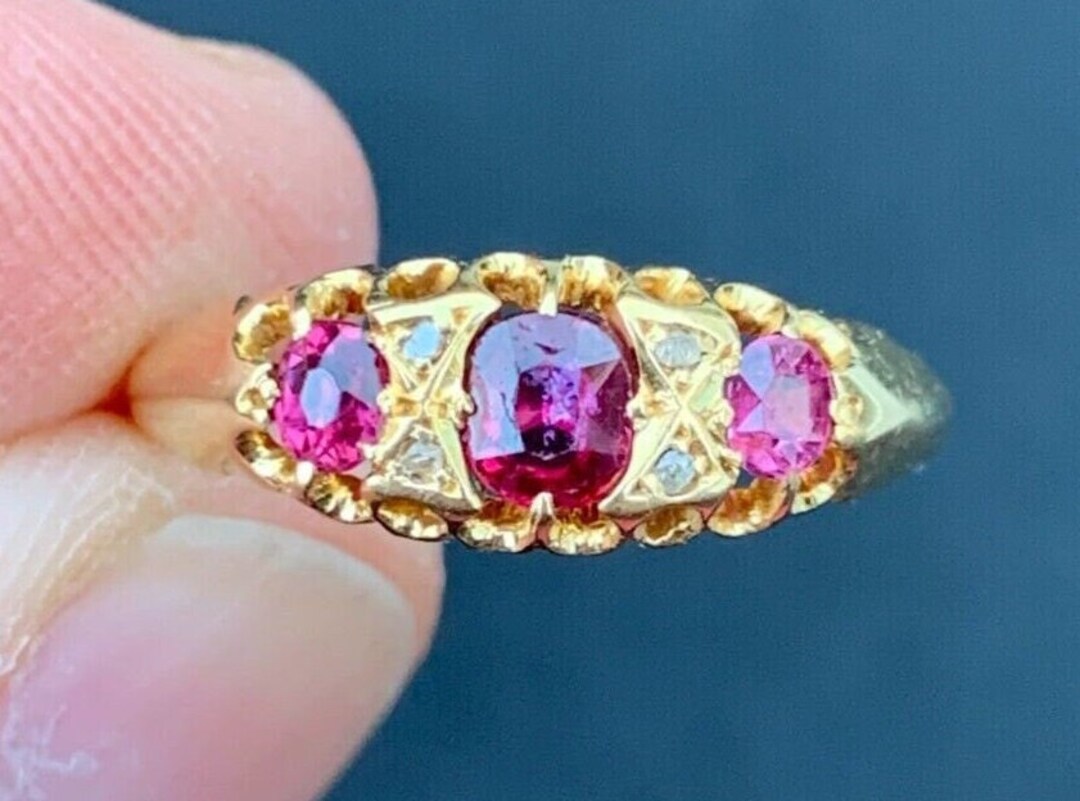 ANTIQUE EDWARDIAN Era 18K Gold and Natural Genuine *RUBY* Diamond Ring ...